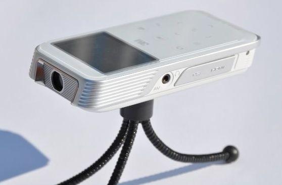 3M Shoot 'n Share - camera video proiector | Antena 1