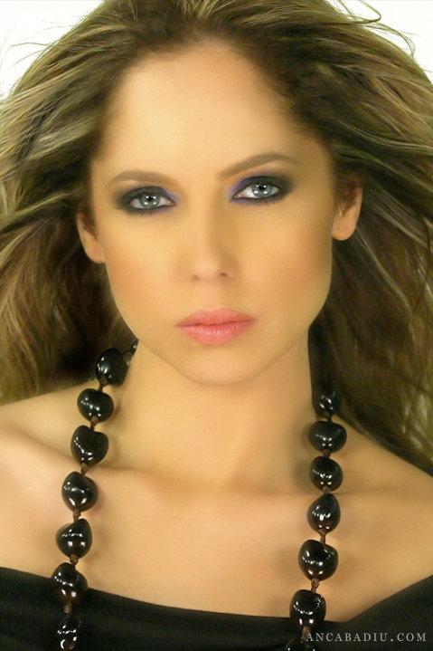 Anca Badiu a slabit 10 kg intr-o luna | Antena 1