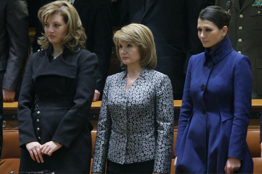 Ioana Basescu: "Am slabit 25 kilograme mancand putin din toate" | Antena 1