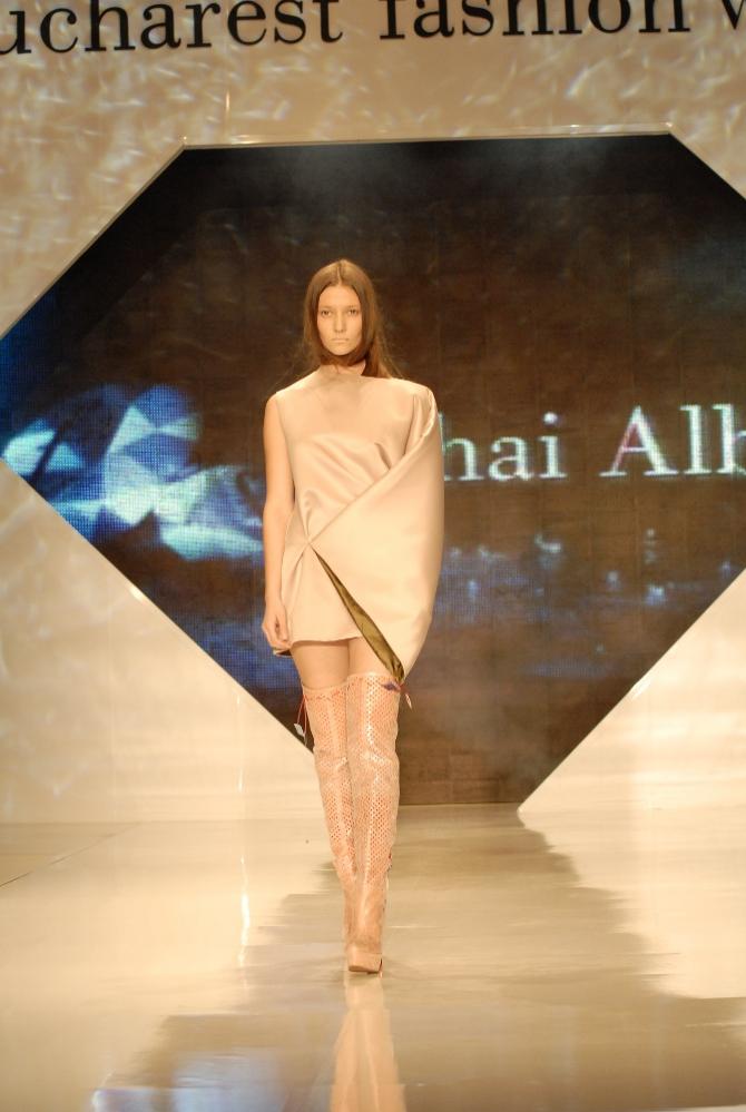 Mihai Albu - show la Bucharest Fashion Week | Antena 1