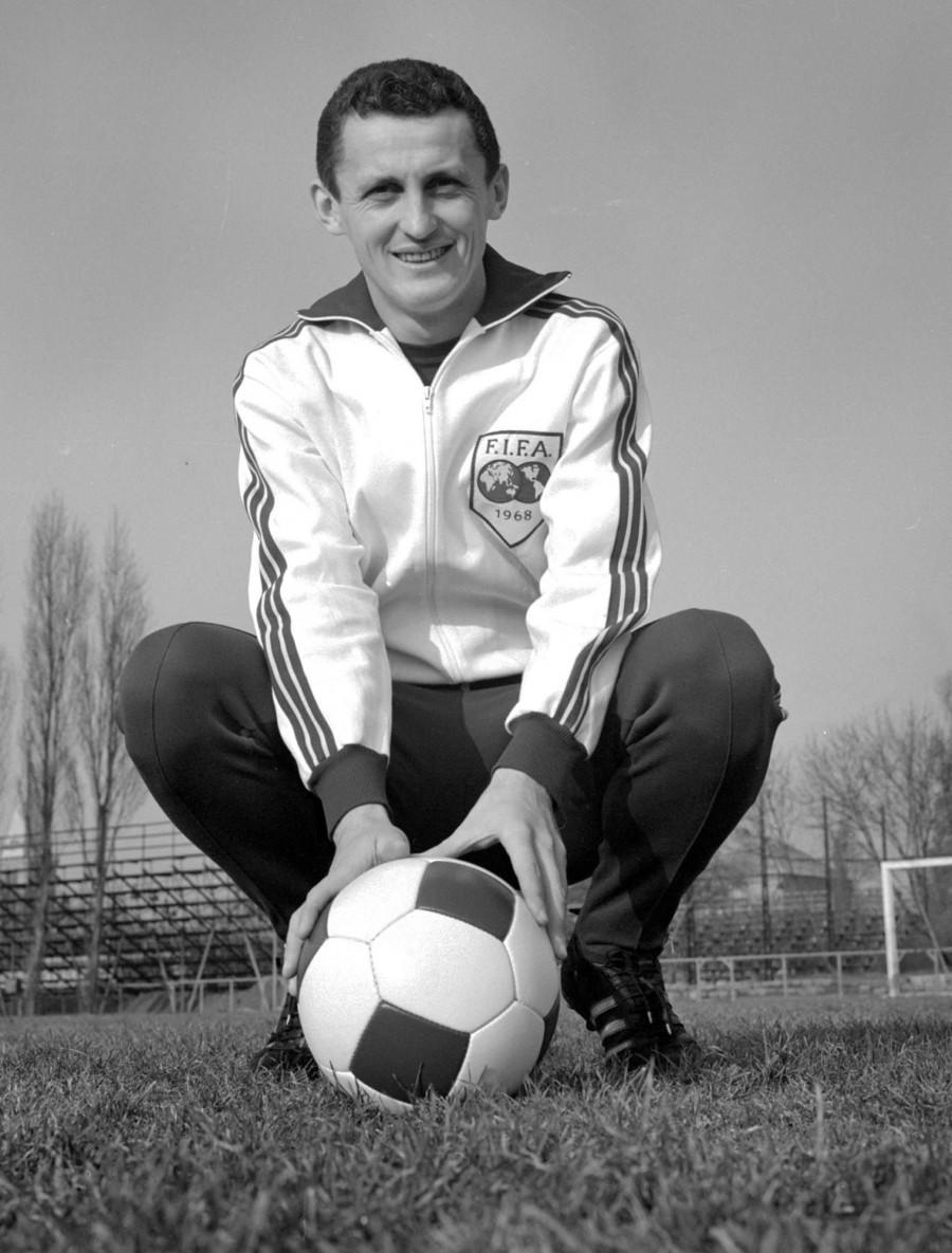 FOTO! A murit o legenda a fotbalului ungar: Florian Albert | Antena 1