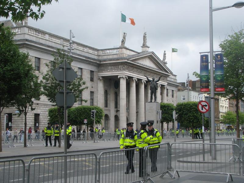FOTO! Dublin - cel mai securizat oras european, cu ocazia vizitei ...