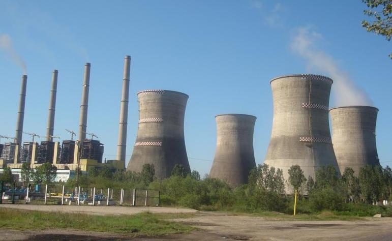 Un barbat a murit, dupa ce a cazut intr-un bazin de la complexul ...