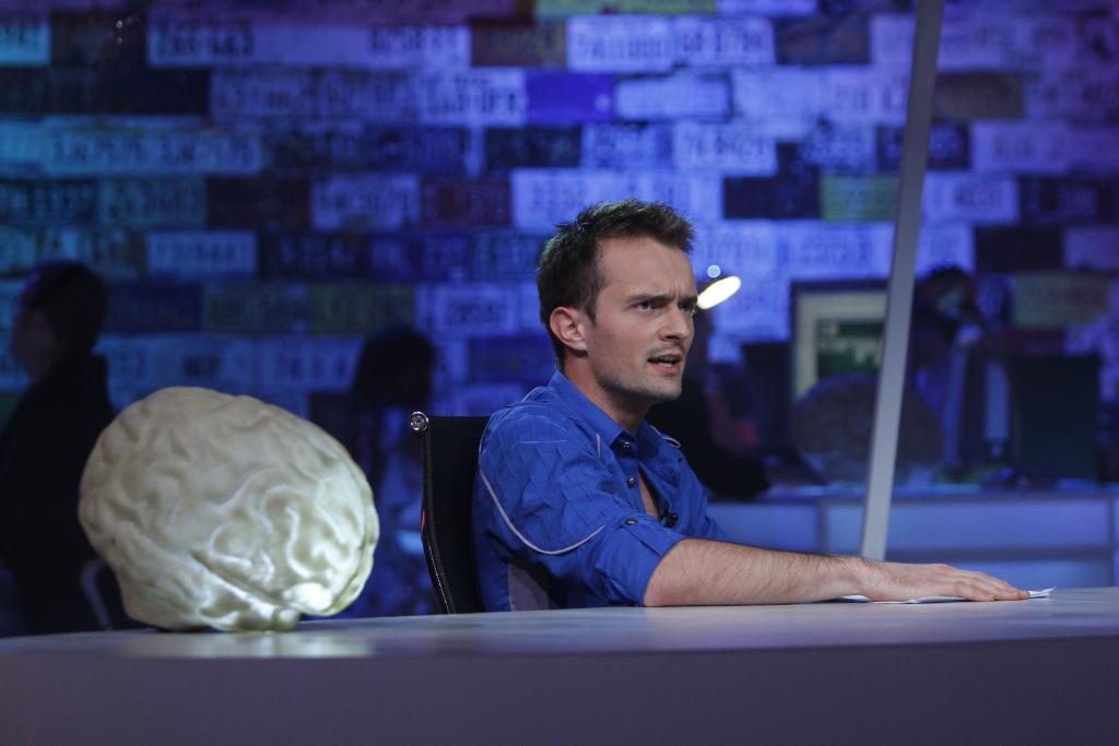 Mikey Hash, de la iComedy, a lucrat ca DJ în Valencia | Antena 1