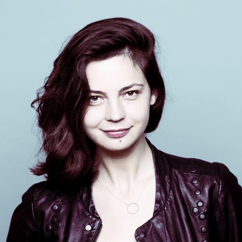 O mai ştii pe Maria Dinulescu? Uite cum arată acum şi ce face în ...