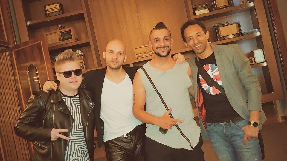 Andrei şi Kamara de la "Alb Negru" iubesc nebuneşte! Piesa "Love, love ...