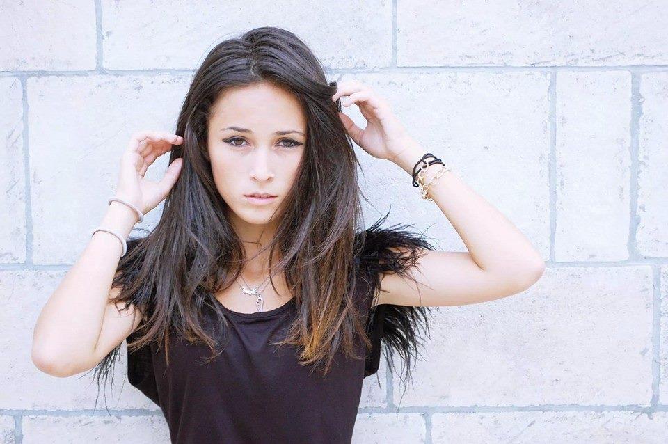 Andra Gogan cântă de la vârsta de trei ani, iar numele său figurează de ...