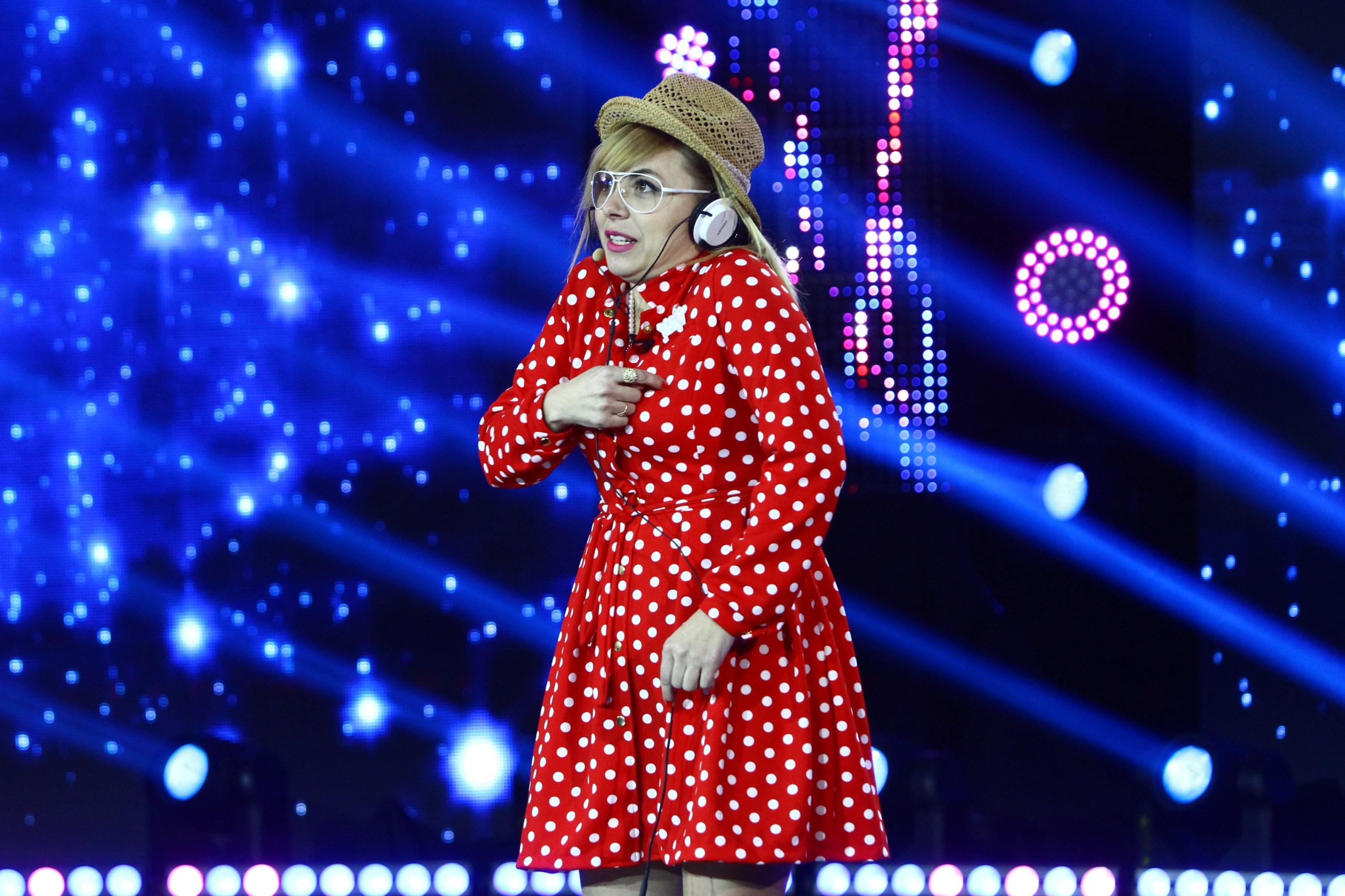 Elena Alexeeva, o concurentă care vrea cu disperare să se... mărite ...