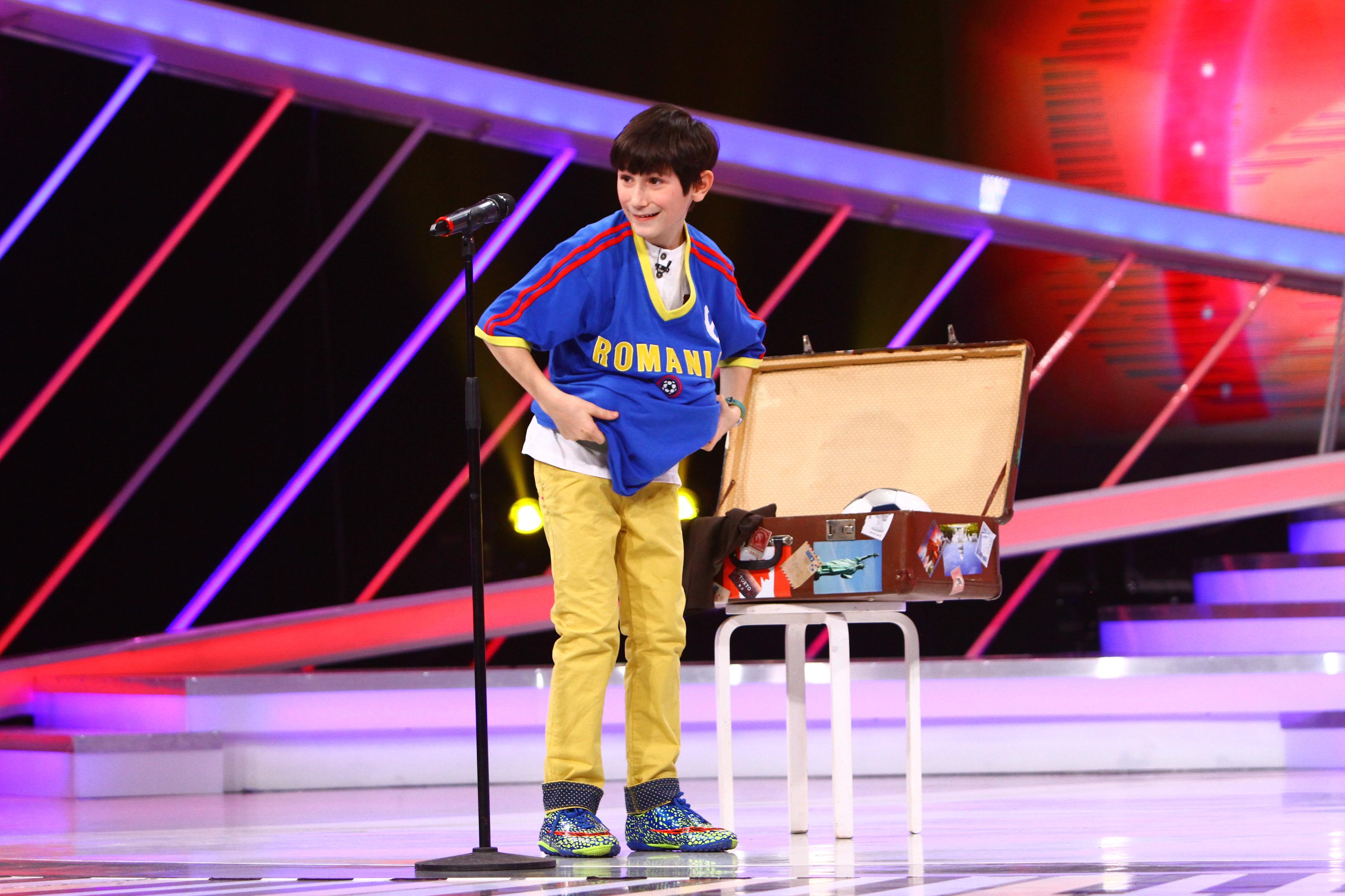 Doamnelor, domnilor, faceţi cunoştinţă cu viitorul Mihai BENDEAC! Alex ...