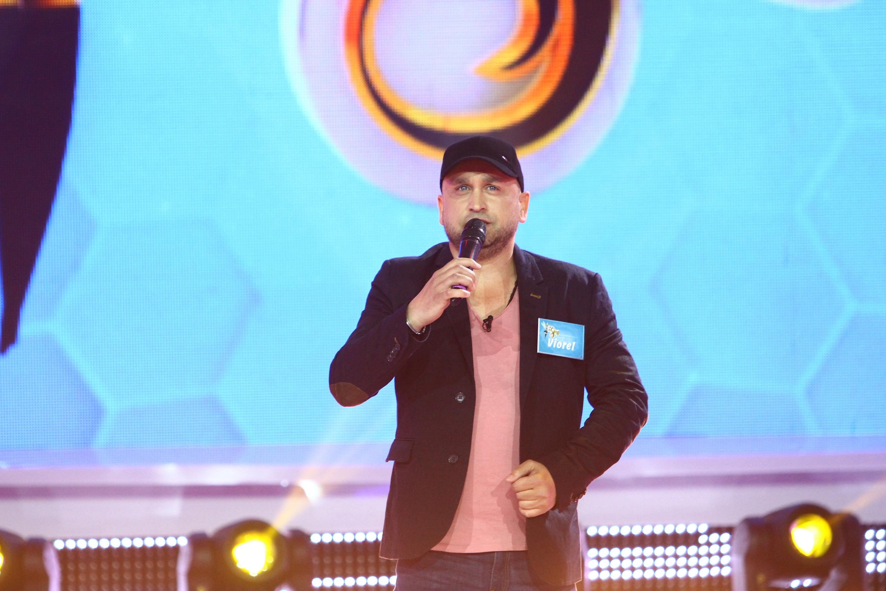 Opaa, ce-avem noi aici? Se cântă ZaZa! Viorel a fost la iUmor și s-a ...