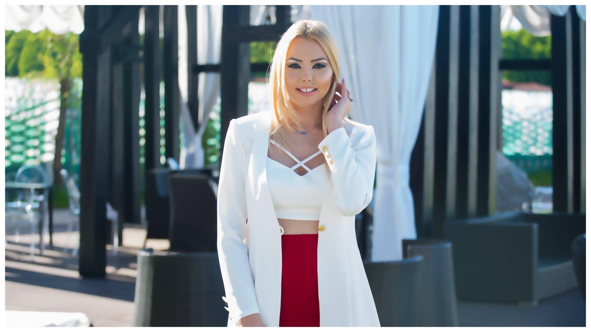 Denisa Răducu a fost o elevă-model, iar la bacalaureat a făcut o ...