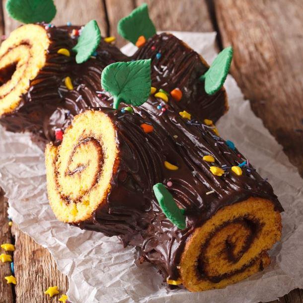 Rețete vechi de 100 de ani! Cum se face tortul „buturugă” sau „trunchi ...