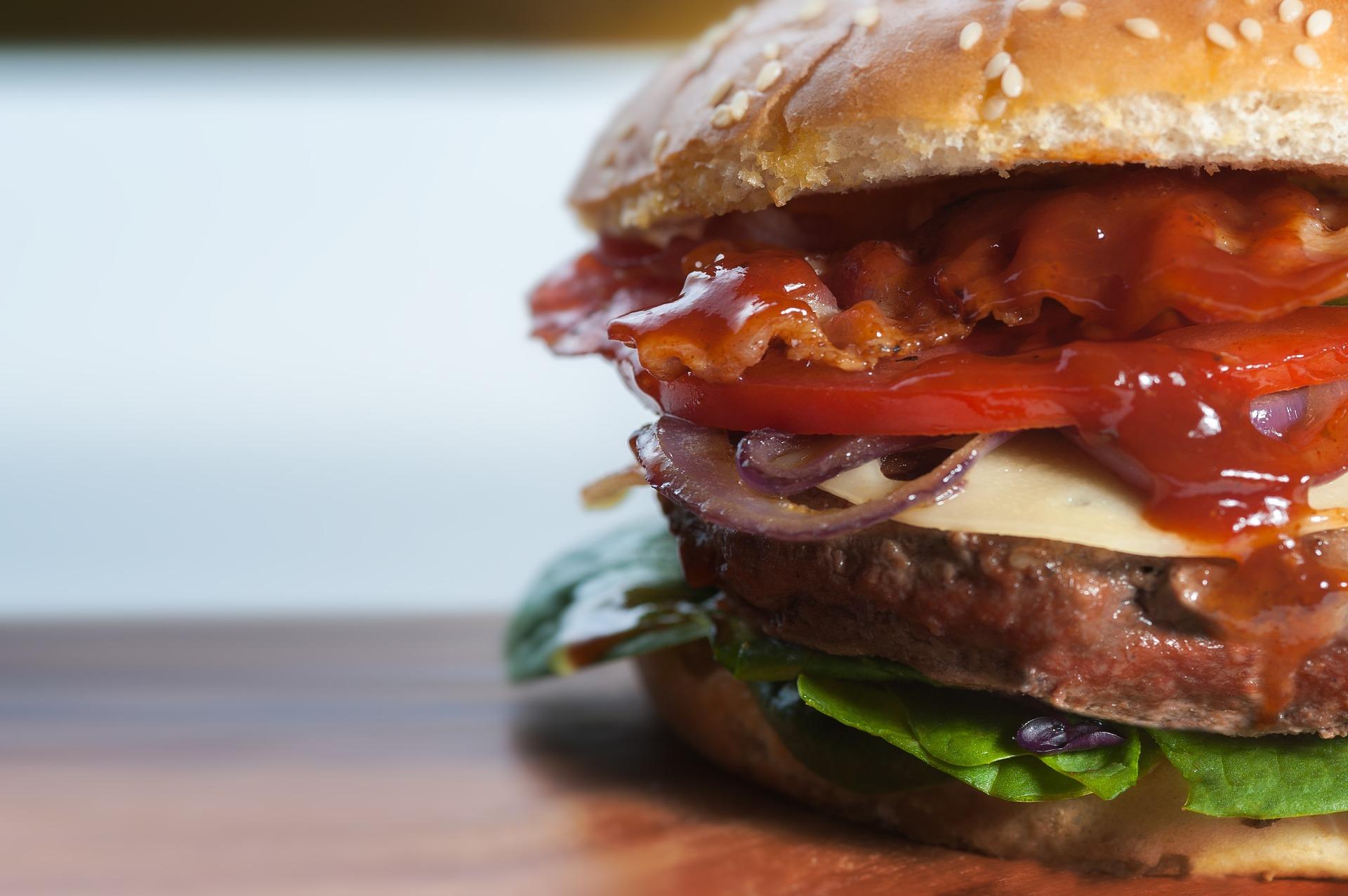 Rețeta perfectă de burger vegetal. Postul Mare pare mai mic | Antena 1