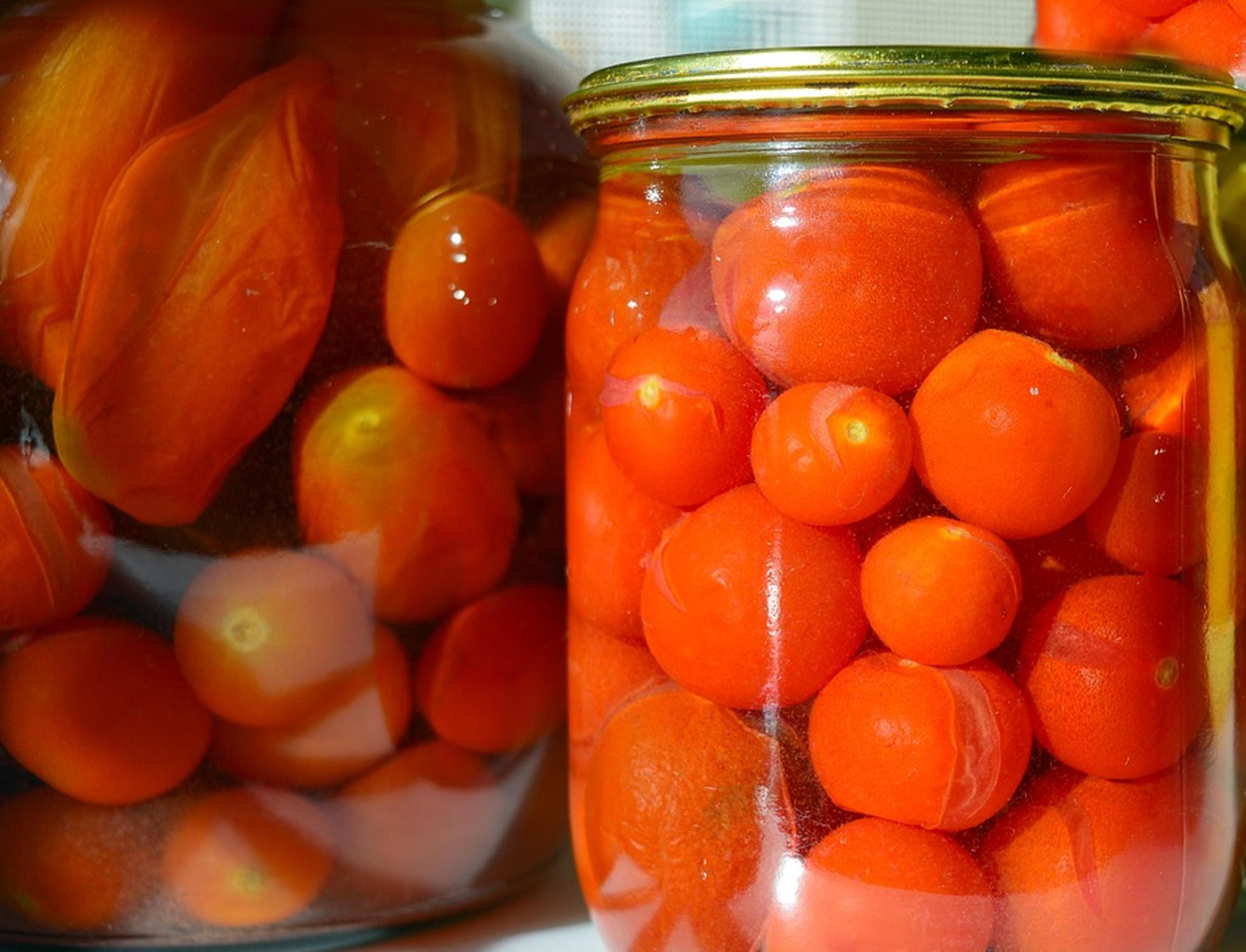 Rosii cherry la borcan pentru iarna in saramura | Antena 1