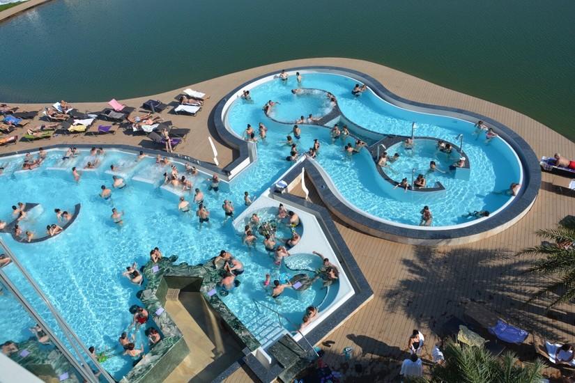 Vacanța la Therme Galaxy București. Cum ajungi, Program și Pret bilet ...