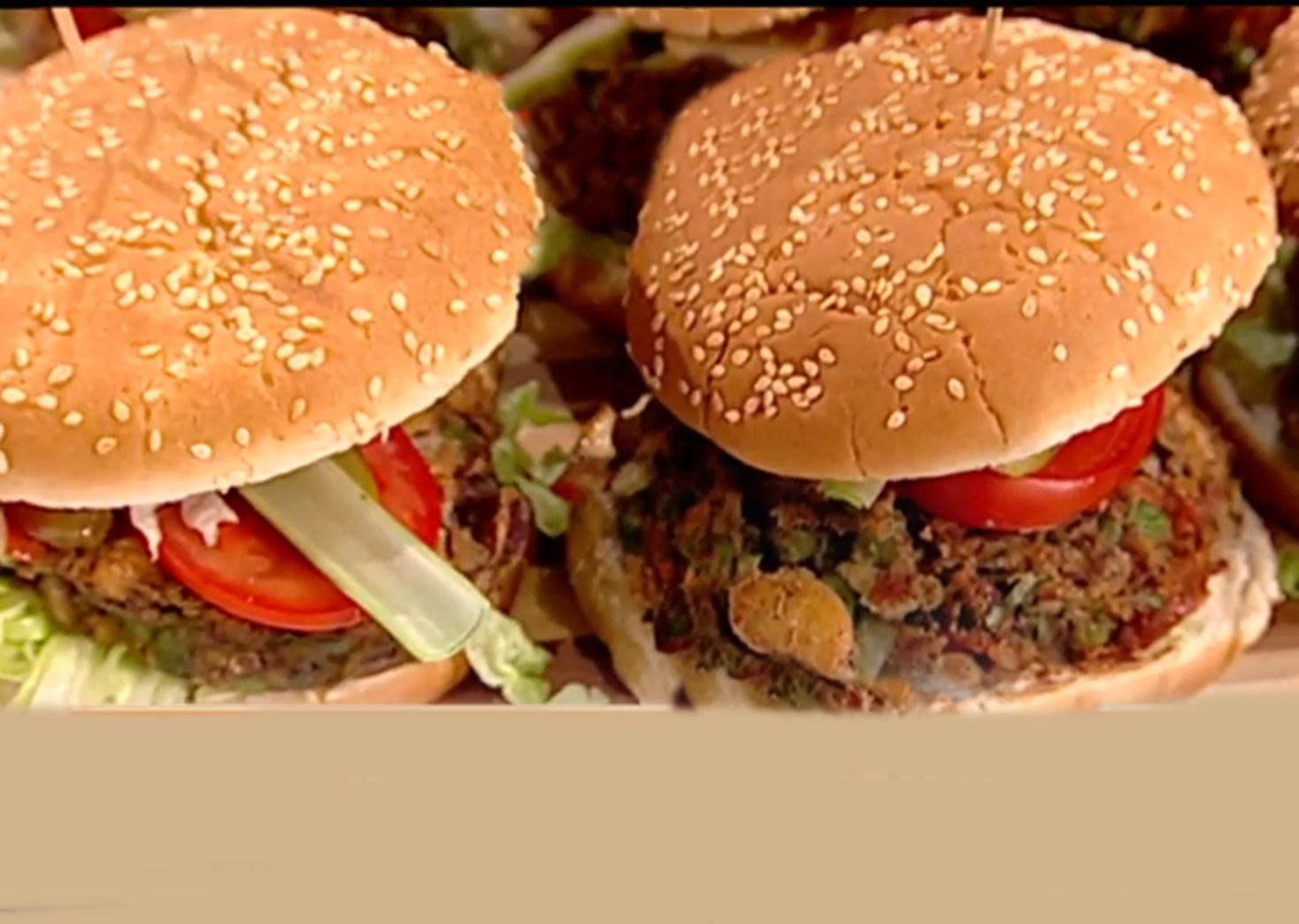 Cum prepari cel mai bun burger de post? | Antena 1