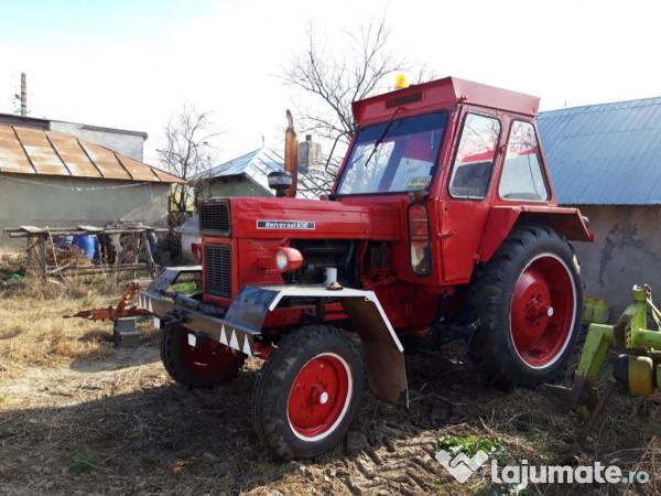 Tractorul Universal 650: Utilajul agricol autohton aflat în ...