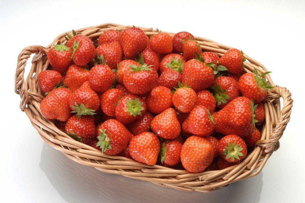 Căpșuni în ghiveci. Cum să ai căpșuni gustoase chiar la tine acasă ...