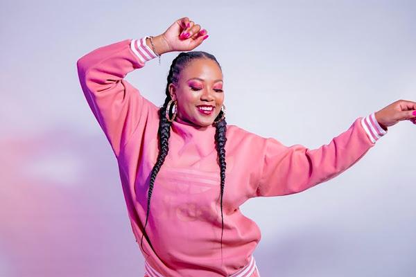 Cântăreața Nichume Siwundla s-a sinucis | Antena 1