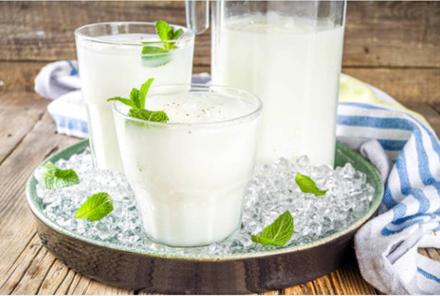 Ayran. Rețetă de băutură tradițională turcească pe bază de iaurt | Antena 1