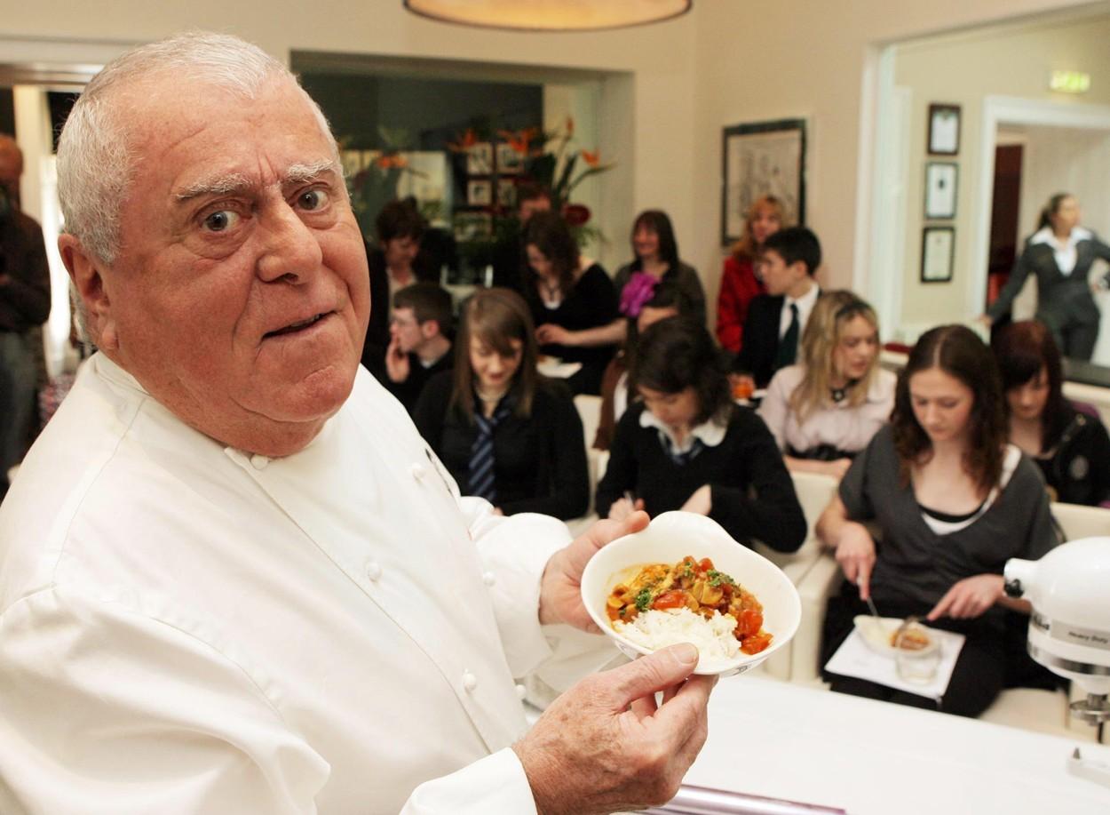 Chef Albert Roux nu i-a lăsat nimic fiului, Michel în testament. Ce ...