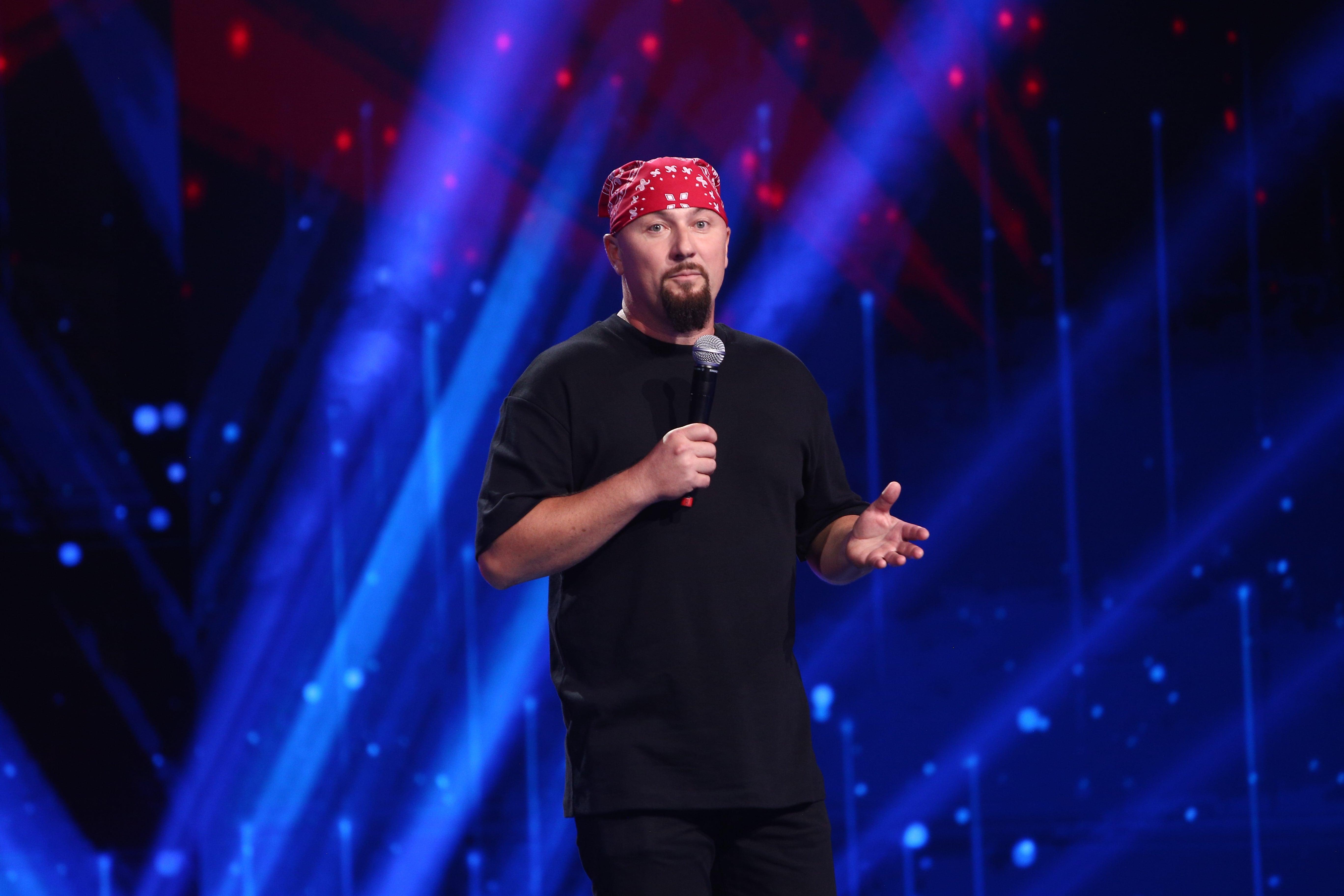 iUmor, 16 octombrie 2021. Doru Ivanov, invitatul special care a ...