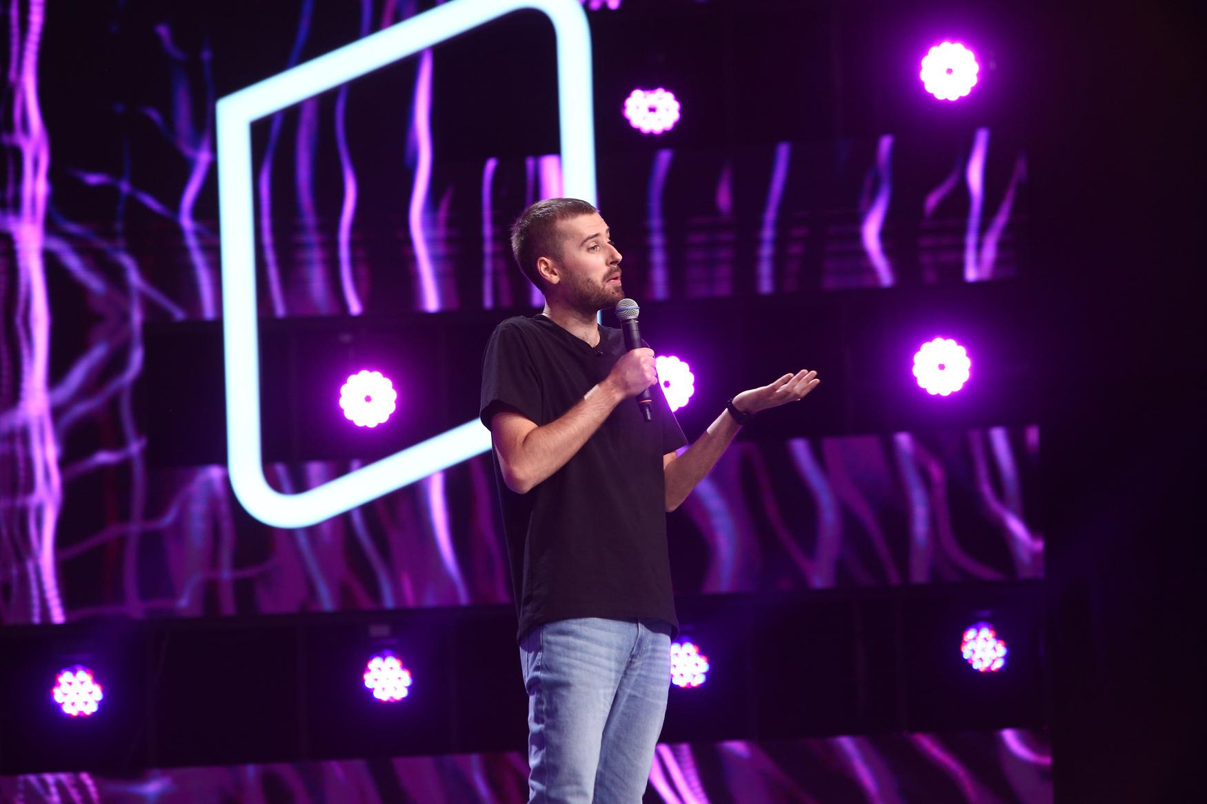 iUmor, 5 decembrie 2021. Virgil Ciulin l-a impresionat pe Mihai Bendeac ...