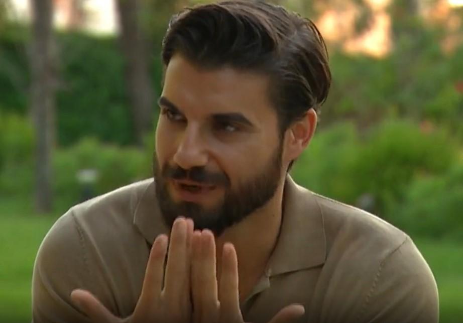 Burlacul, 15 aprilie 2021. Andi a venit la vila fetelor ca să discute ...