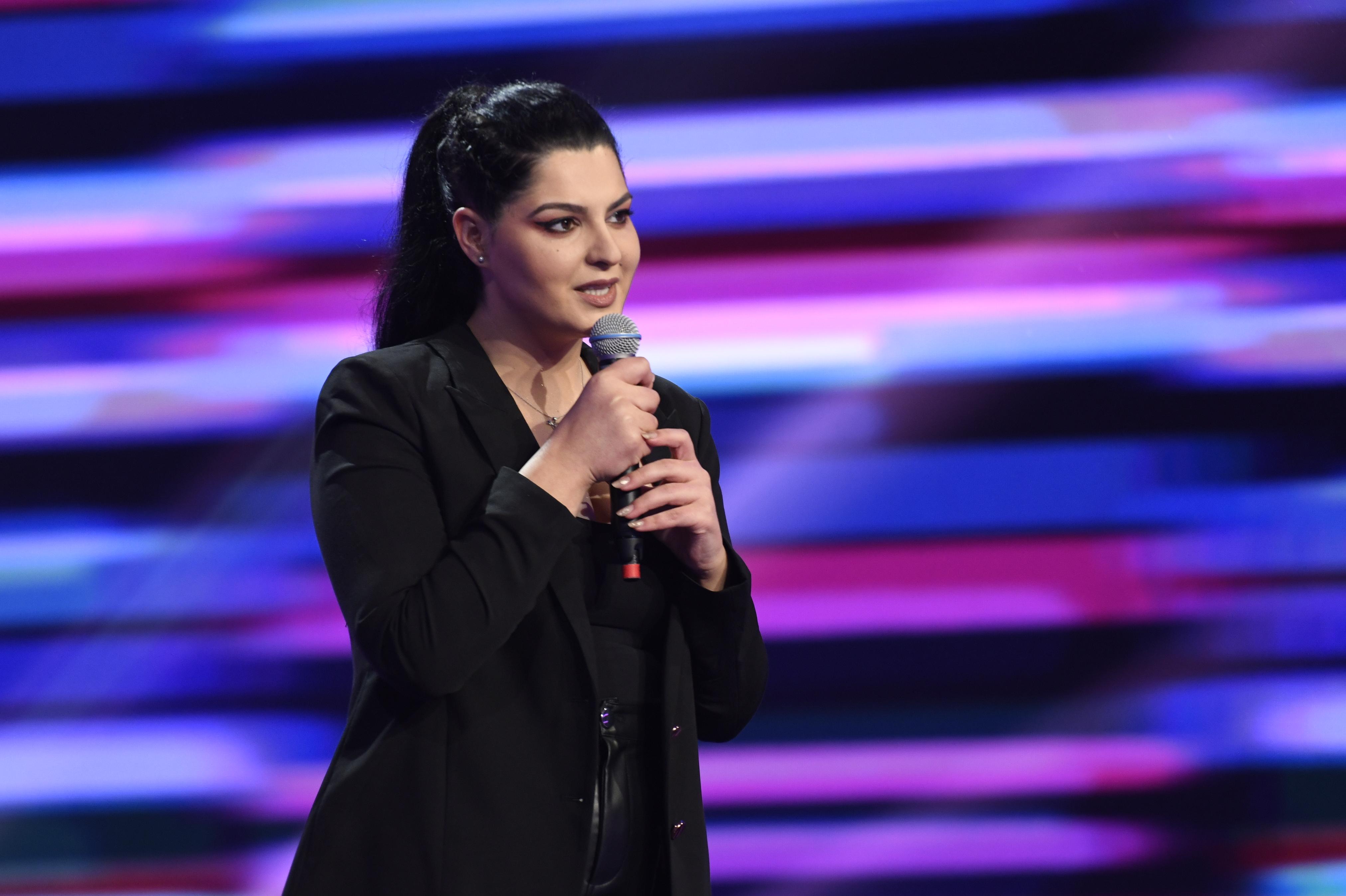 iUmor, 12 mai 2021. Ioana State revine pe scena iUmor cu glume despre ...