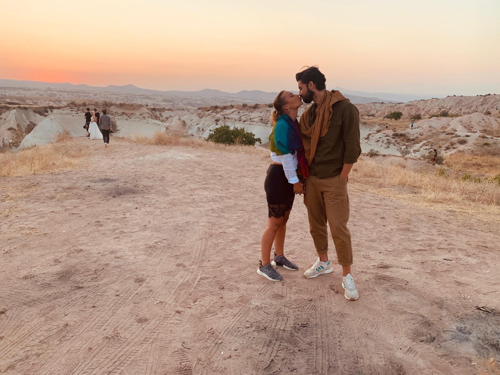 Burlacul 17 iunie 2021. Alexandra Mucea și Andi Constantin, discuție ...